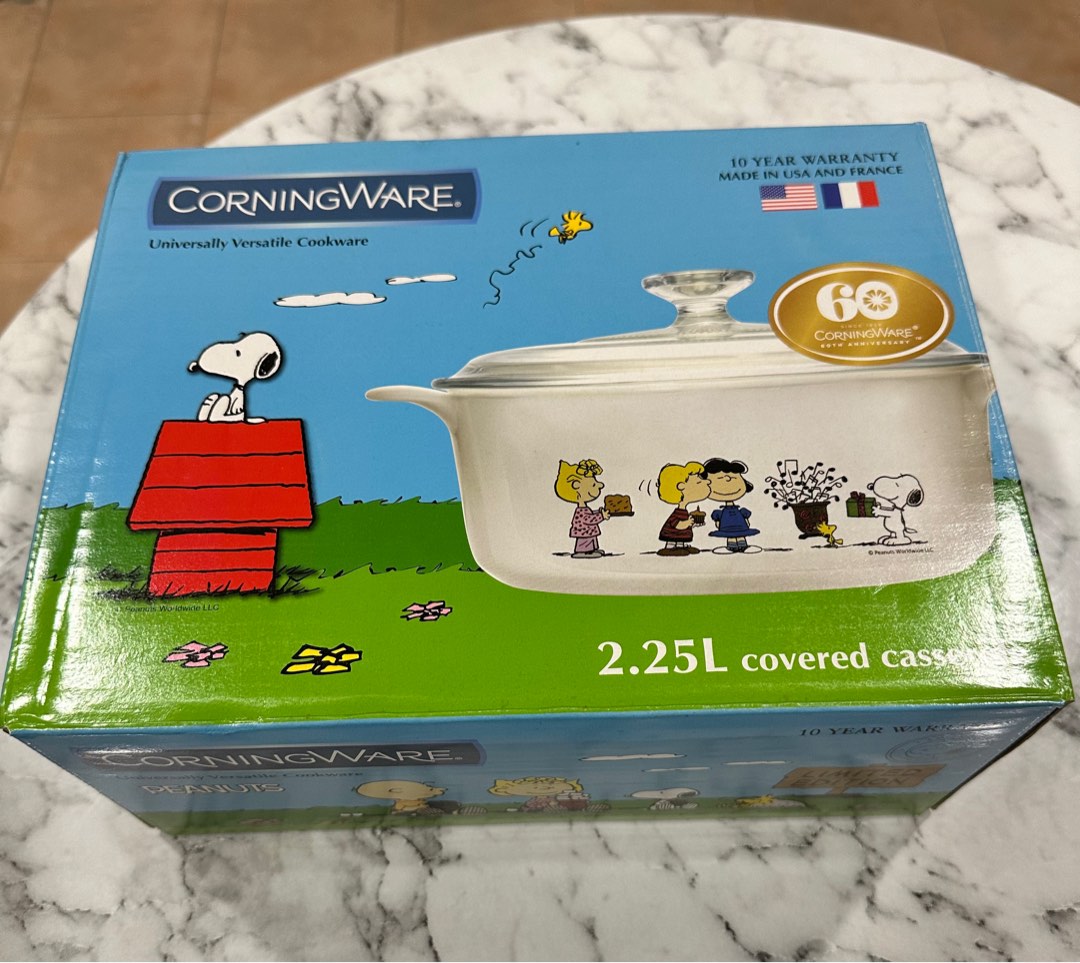 Snoopy Corelle 2.25L Pot, Furniture & Home Living, Kitchenware ...