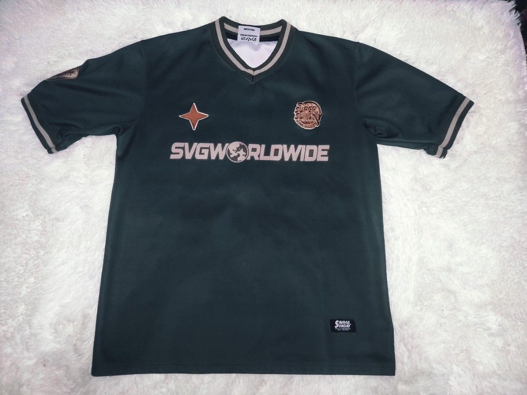 SVG CURSIVE SUPERSUNDAY, Men's Fashion, Activewear on Carousell