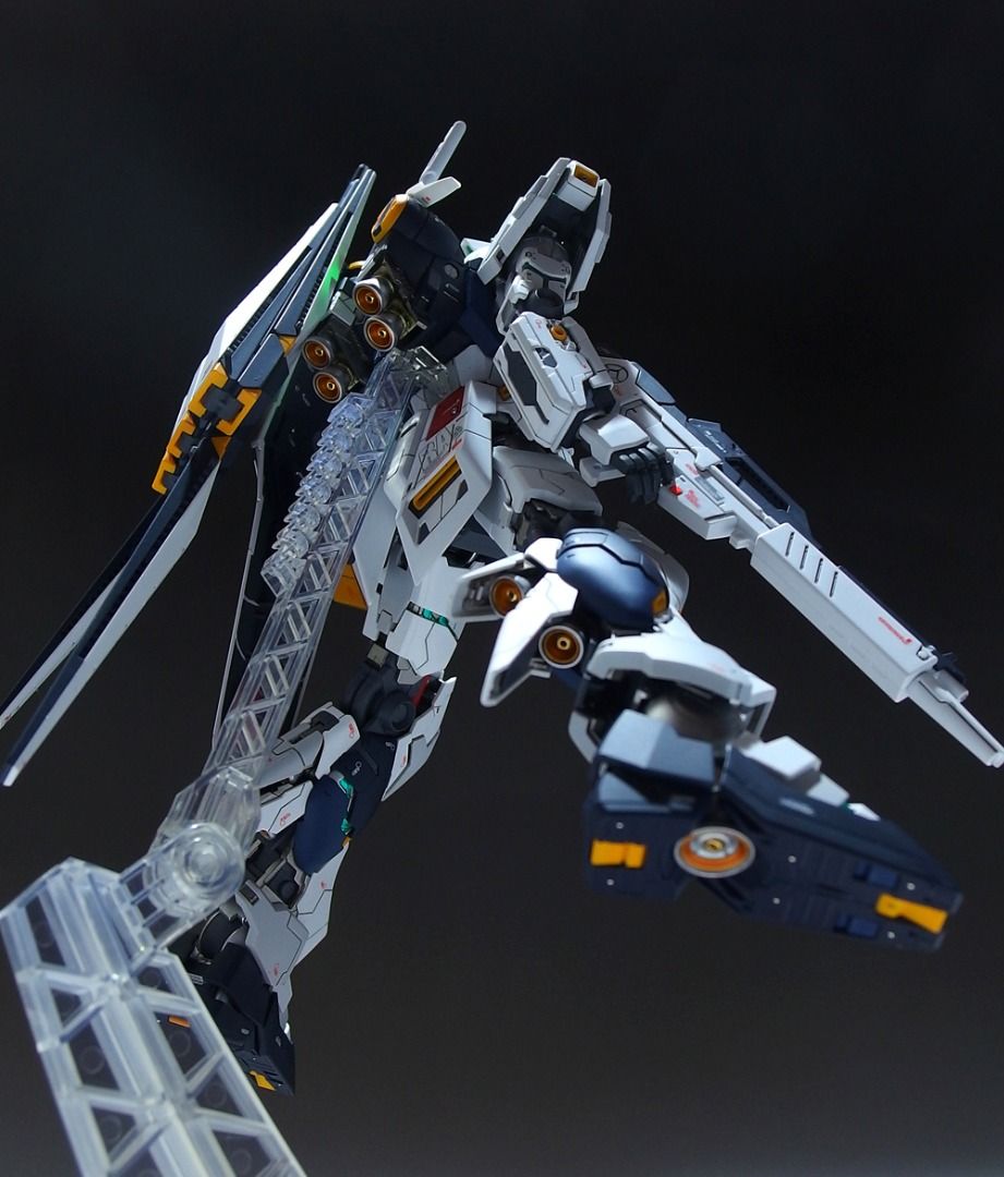 1/100 MG RX-93 v Gundam Ver.Ka Painted Finished Product, Hobbies & Toys ...