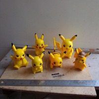 6 pcs figure pokemon Pikachu kuning, Video Game, Aksesori di Carousell