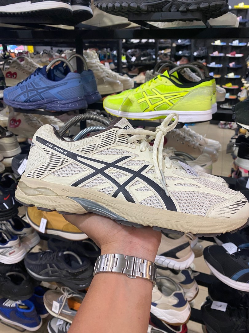 ASIC RUNNING SHOES, Men's Fashion, Footwear, Casual shoes on Carousell