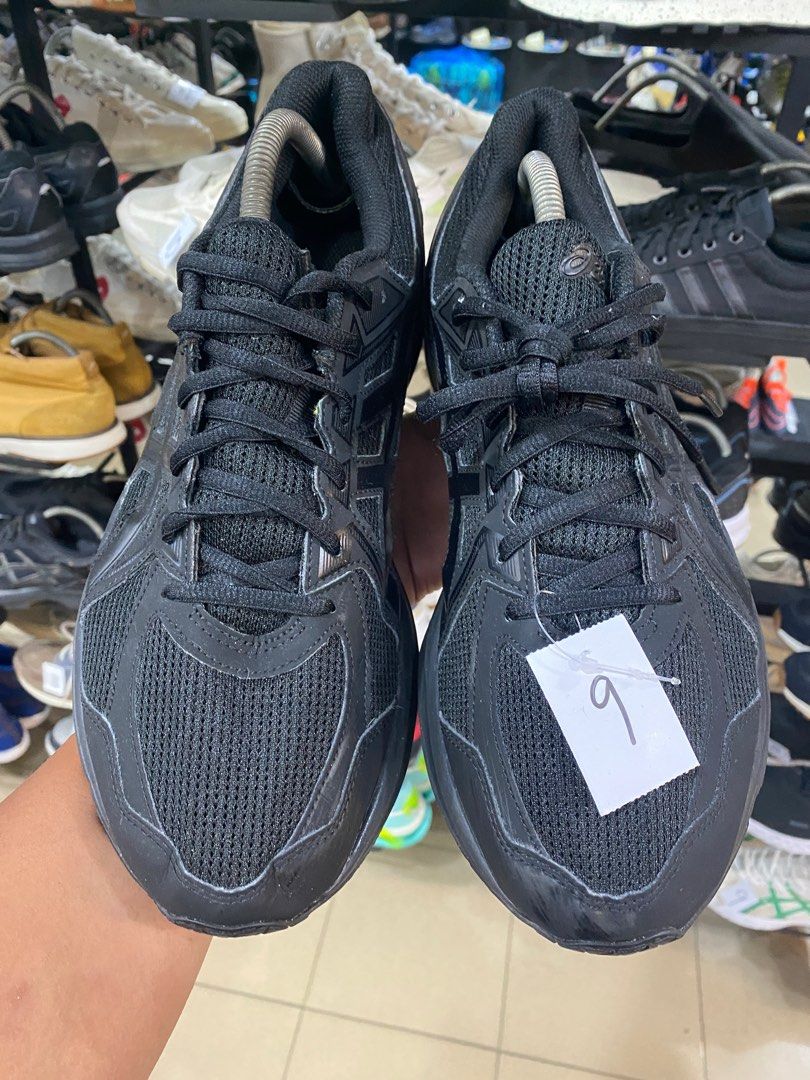 ASIC RUNNING SHOES, Men's Fashion, Footwear, Casual shoes on Carousell