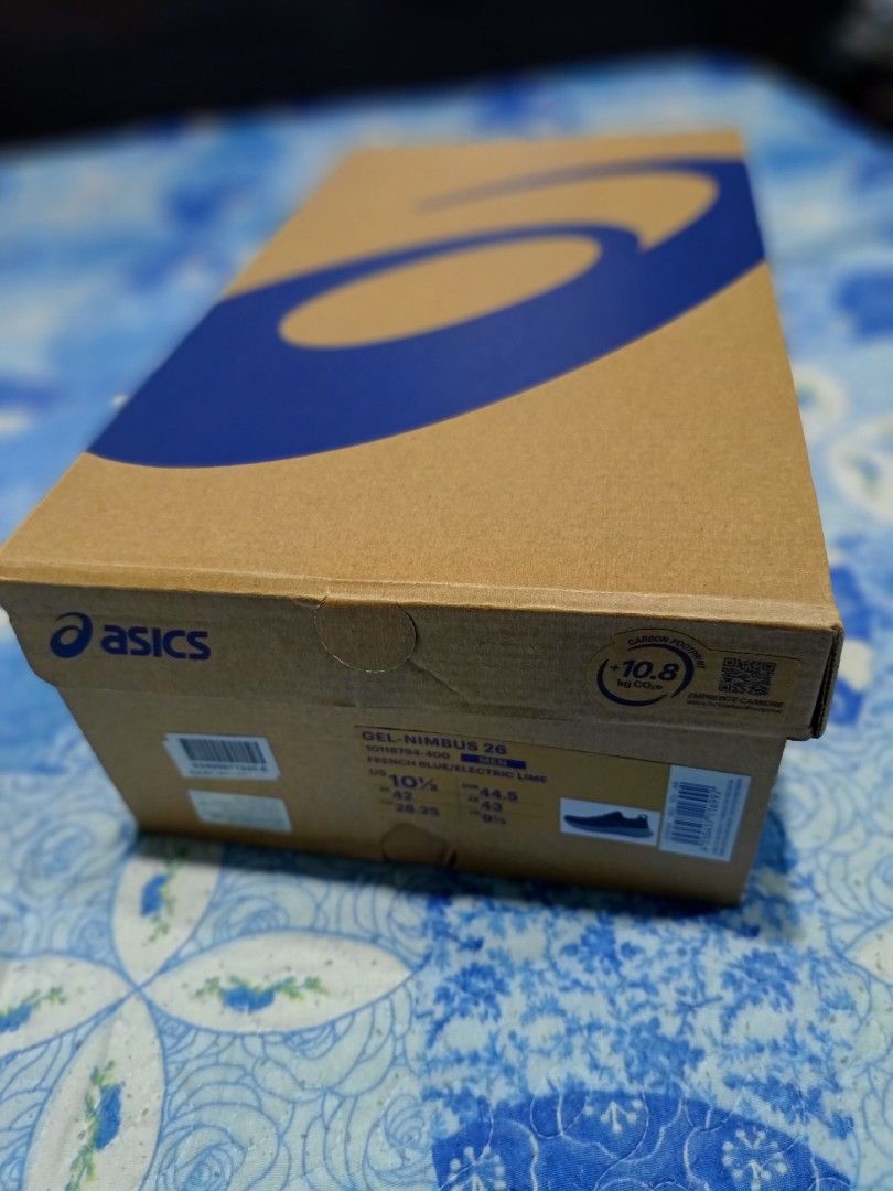 Asics empty running shoes box / Kotak kosong kasut, Men's Fashion ...