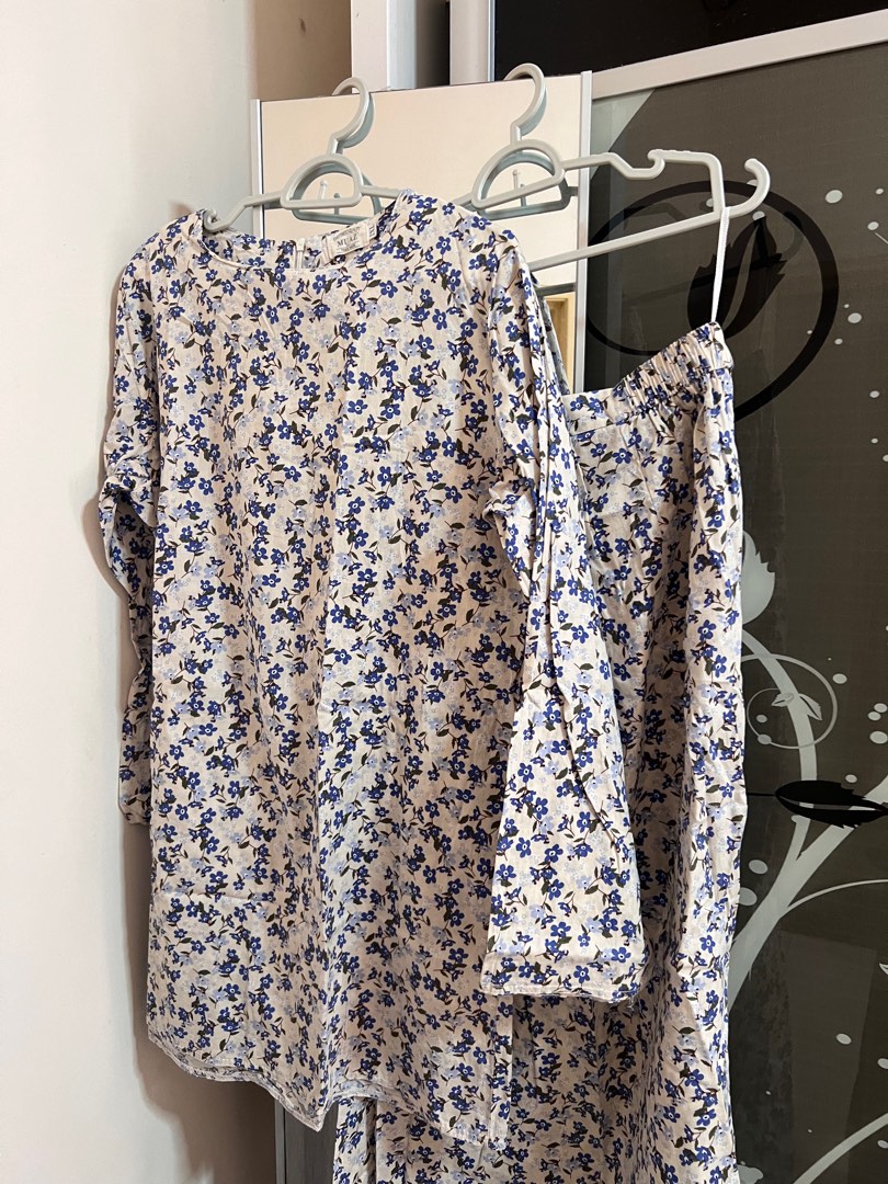 Baju Kurung Cotton Muaz, Women's Fashion, Muslimah Fashion, Baju Kurung ...