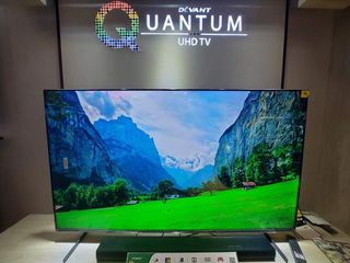 DEVANT SMART TV, TV & Home Appliances, TV & Entertainment, TV on Carousell