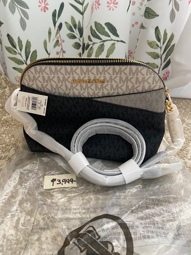 MK Jet Set Medium Signature XBody, Women's Fashion, Bags & Wallets ...