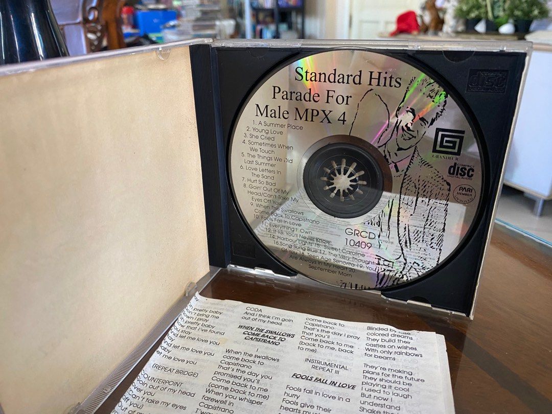 MULTIPLEX STANDARD HITS PARADE Various Artist - Bread / Neil Diamond ...