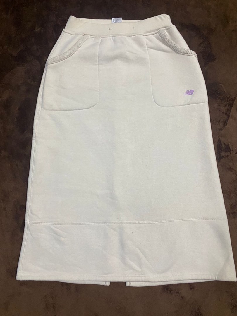 NewBalance Skirts, Women's Fashion, Bottoms, Skirts on Carousell