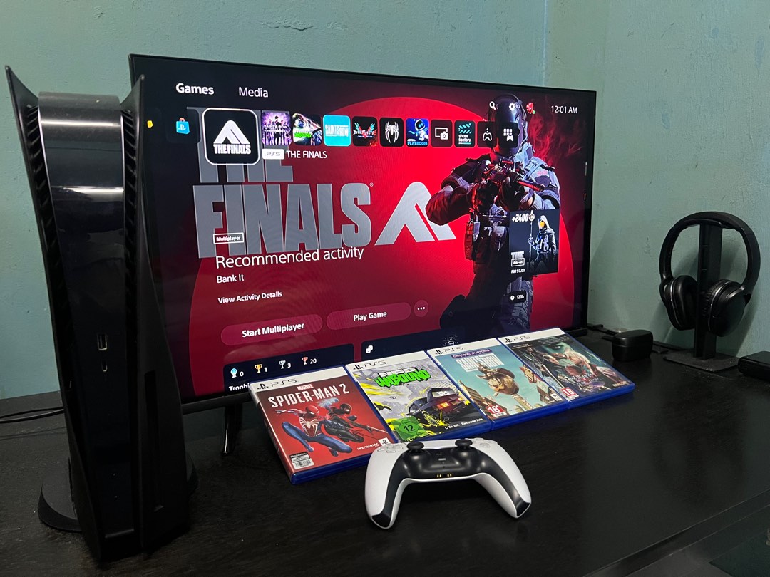 Ps5 & Smart tv 32inci, TV & Home Appliances, TV & Entertainment, TV on ...