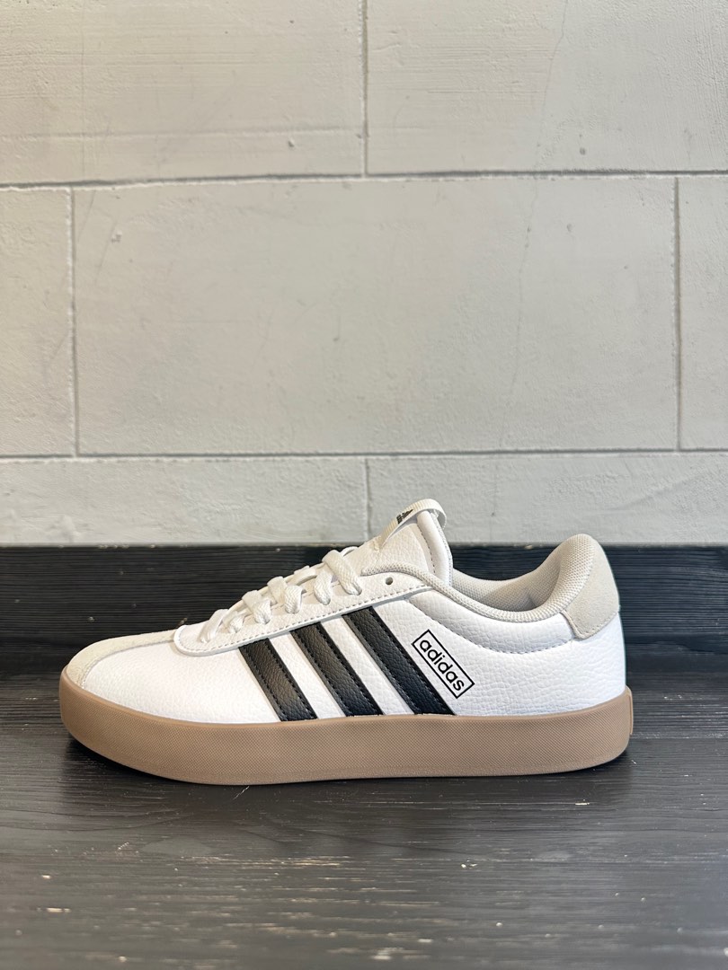 Adizas VL Court, Men's Fashion, Footwear, Sneakers on Carousell