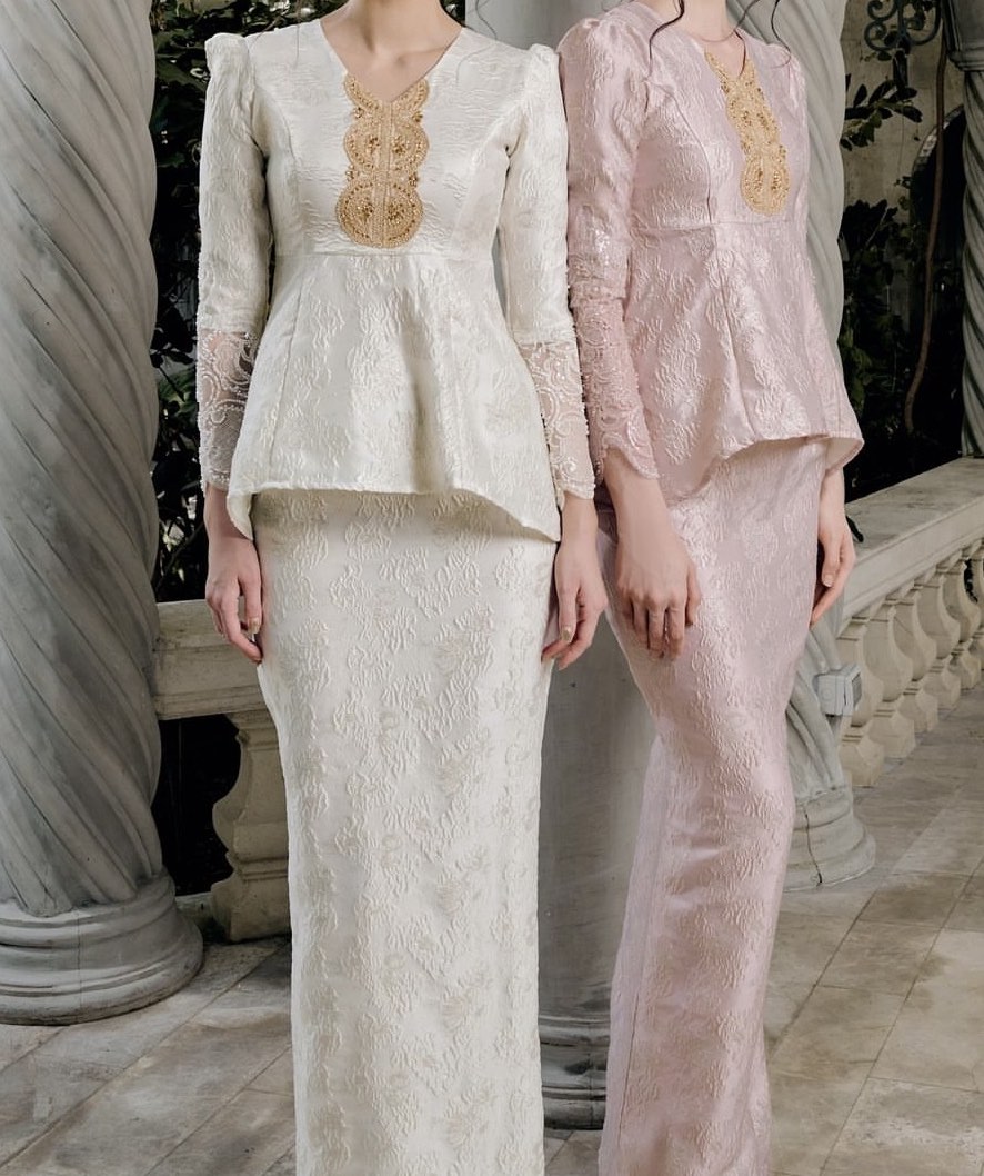 Ashwaa Kurung By Qiszar, Women's Fashion, Muslimah Fashion, Baju Kurung ...