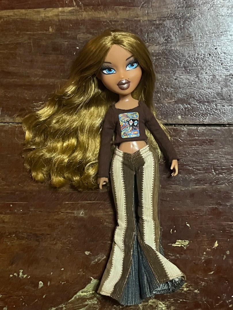 bratz flashback fever fianna, Hobbies & Toys, Toys & Games on Carousell