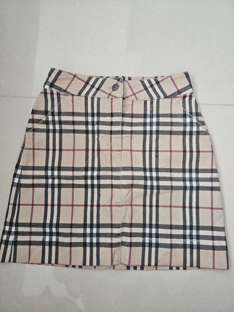 Burberry Classic Checkered Skirt