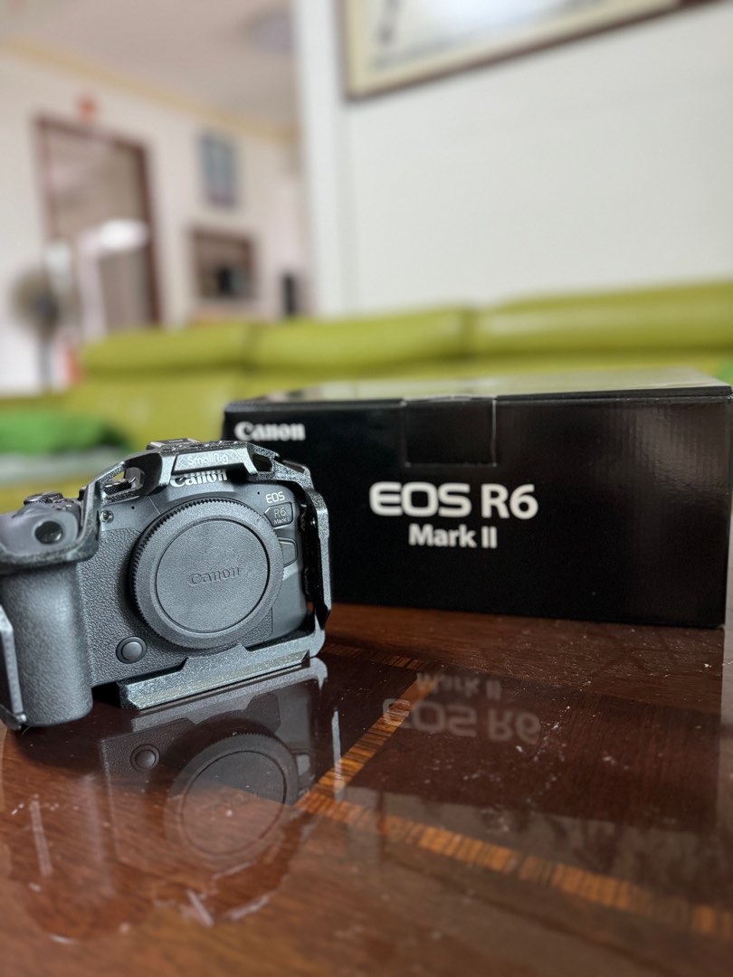 Canon EOS R6ii mark 2 mirrorless camera, Photography, Cameras on Carousell