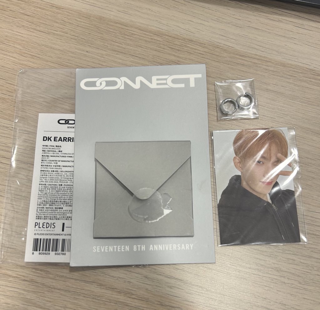 DK EARRING SVT 8th ANNIVERSARY, Hobbies & Toys, Collectibles ...
