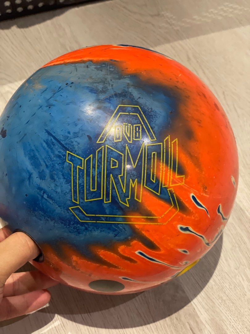 DV8 Thug Life, DV8 Turmoil and Dexter SST8 bowling shoes, Sports ...