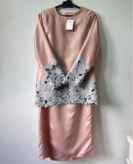 jakel exclusive lace kurung, Women's Fashion, Muslimah Fashion, Baju ...