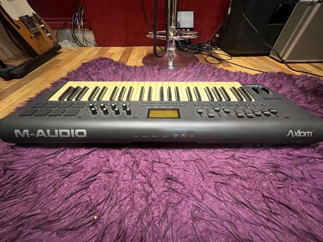 M Audio Midi Controller Axiom 49 MK2 Mulus Siap pakai rare, Musik ...