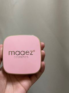 Maaez powder foundation, Beauty & Personal Care, Face, Makeup on Carousell