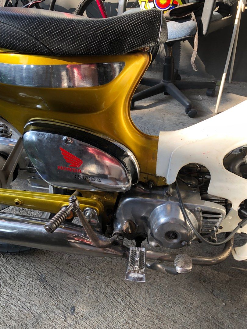 Motor honda bebek c70 ori 3 speed thn 1981, Motor di Carousell