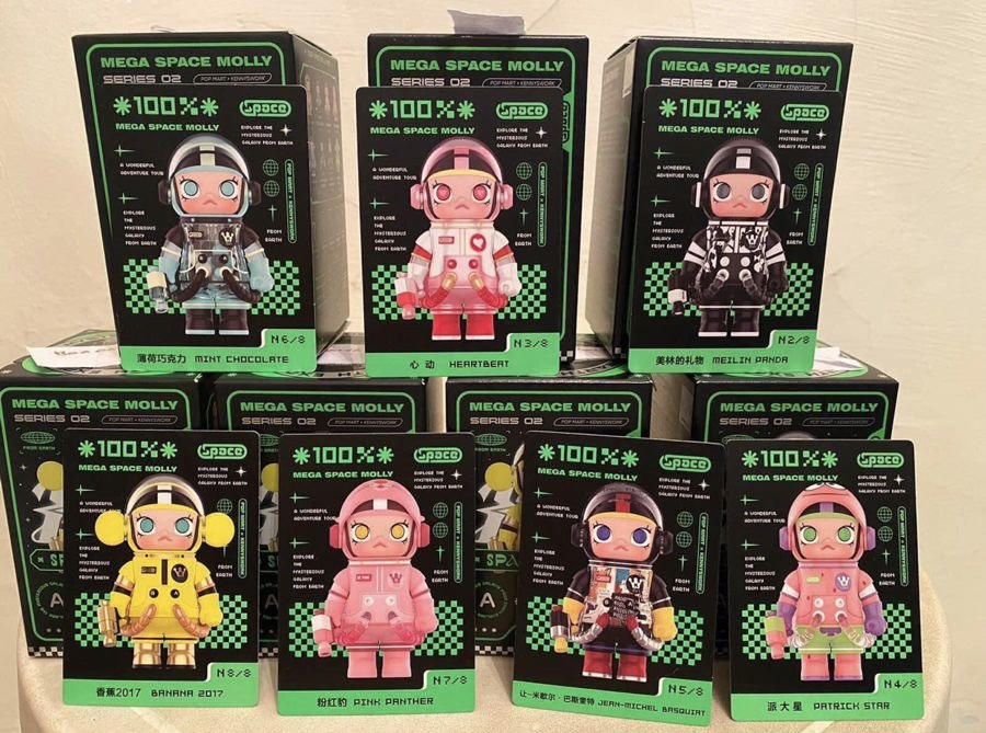 Popmart space molly v2 heartbeat foil segel cuma cek karti, Toys ...