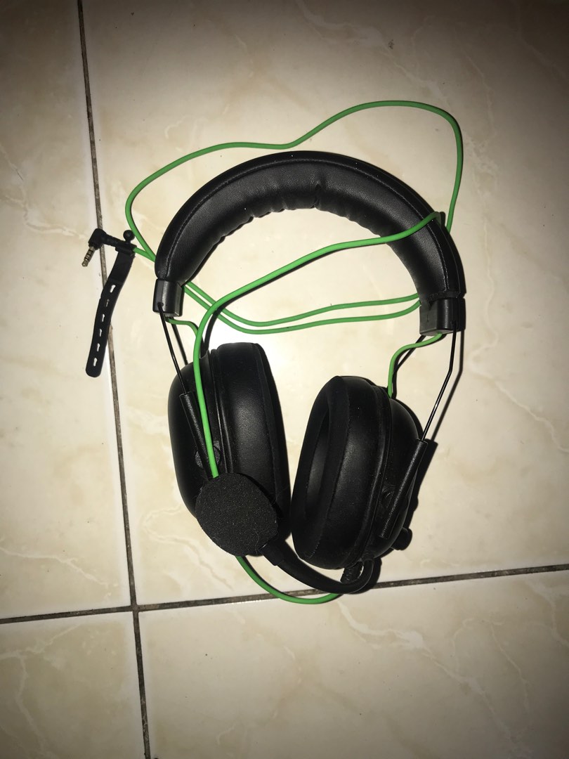 Razor BlackShark V2 Headphones, Audio, Headphones & Headsets on Carousell
