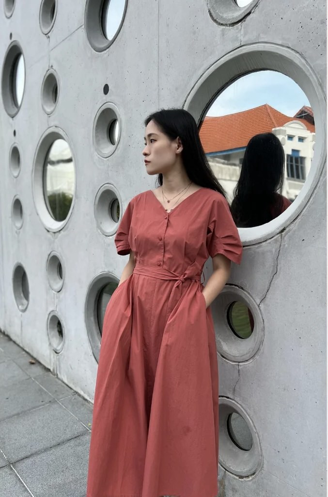 Sabrina Goh Rossalyn Dress in Mud Red, Women's Fashion, Dresses & Sets ...