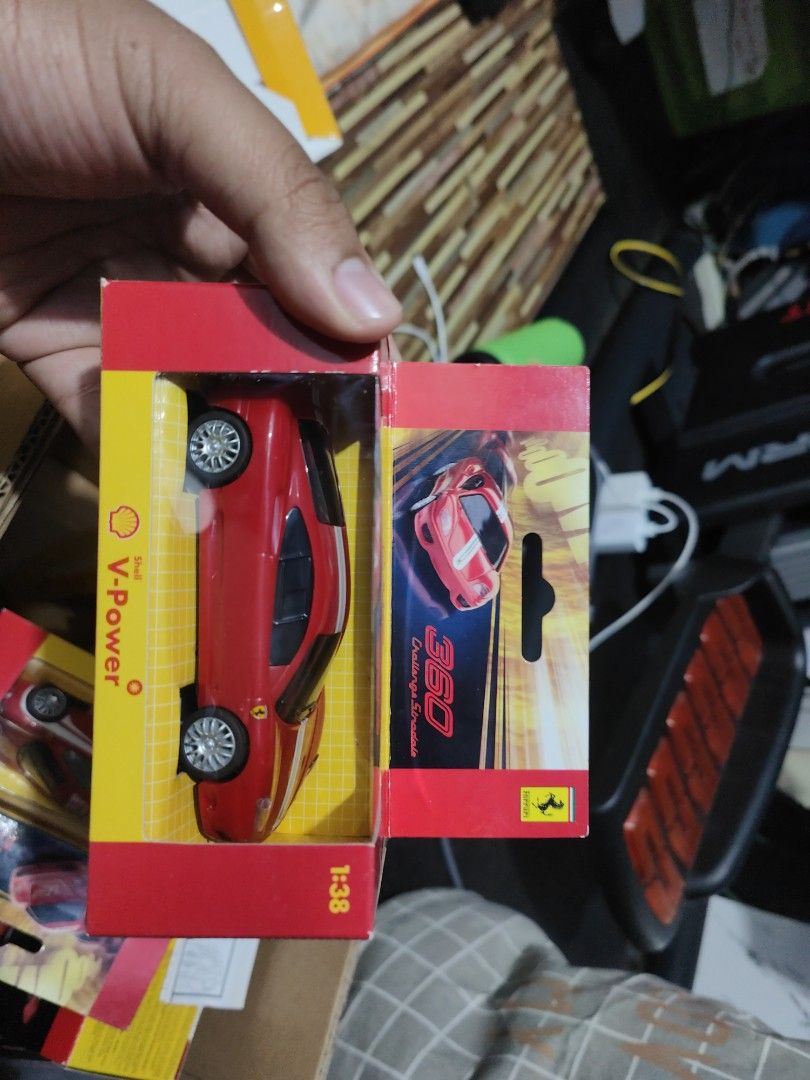 Shell v-power car 2008, Hobbies & Toys, Toys & Games on Carousell