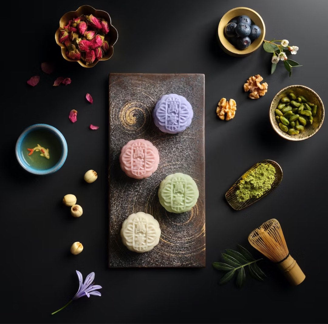 Singapore Marriott Tang Plaza Hotel 2024 Assorted Snowskin Mooncakes ...