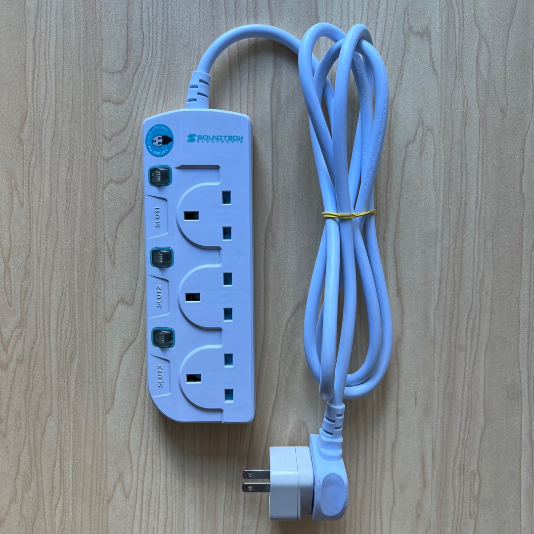 SOUNDTECH ELECTRONIC 3 Socket Power Strip (3 Meters, Type G), Computers ...