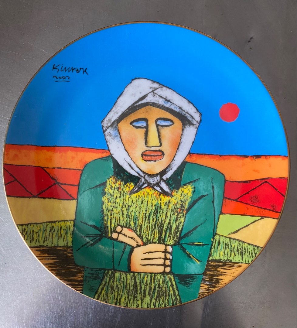 Vintage 2002 Ang Kiukok Harvest Limited Edition Display plate, Hobbies ...