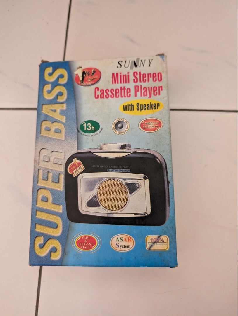 Vintage Cassette Player Walkman, Hobbies & Toys, Memorabilia ...