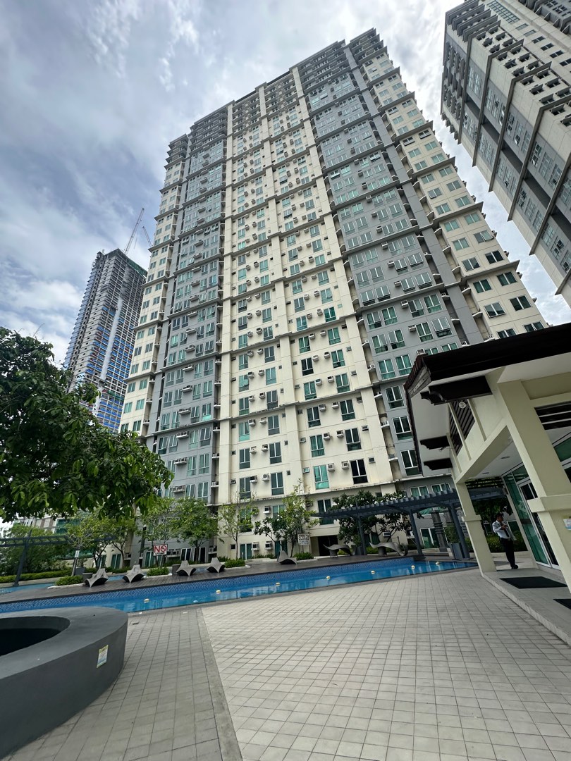 2BR Rush Condo Movein 10% DP RENT TO OWN READY SAN LORENZO PLACE 30k Monthly RFO ACCESSIBLE ...