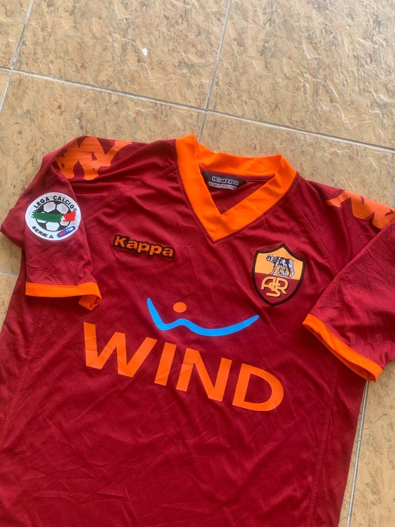 As roma Jersey vintage, Men's Fashion, Activewear on Carousell