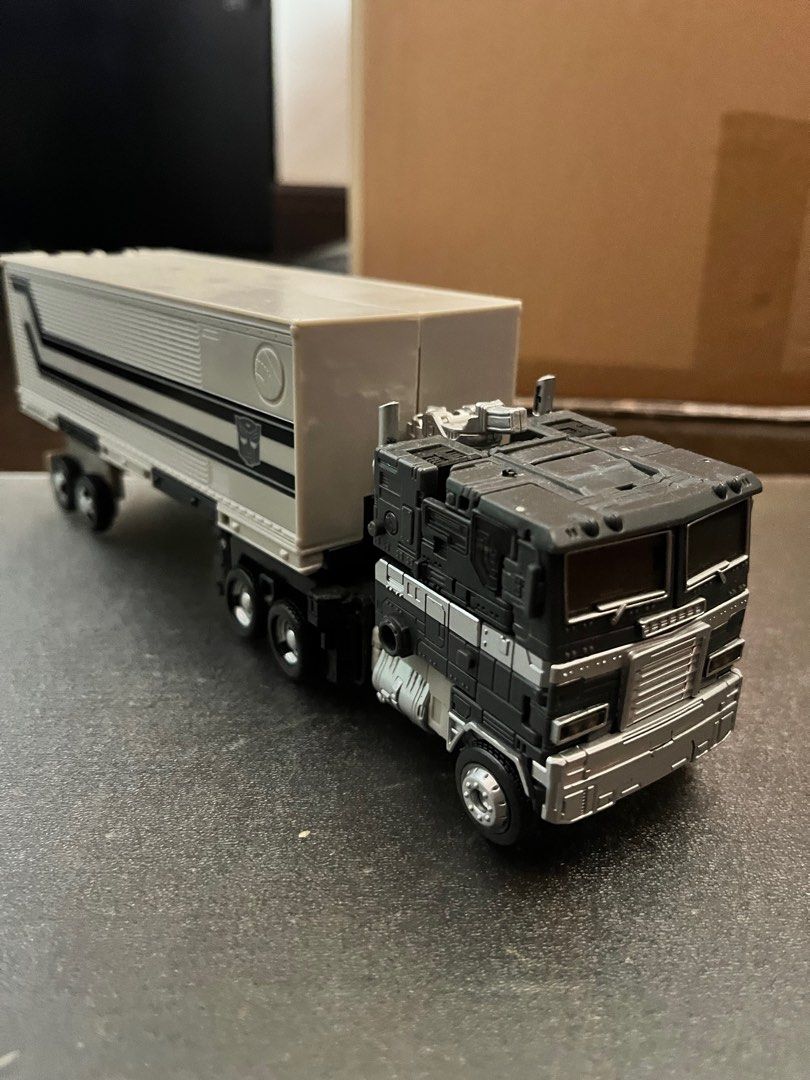 Hasbro Transformers War For Cybertron TF WFC Earthrise Leader Class ...