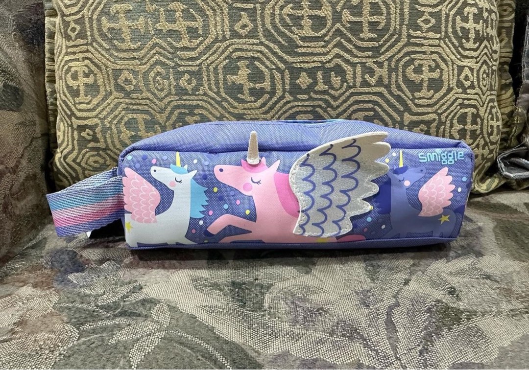 Authentic smiggle up and down character pen case, Hobbies & Toys ...