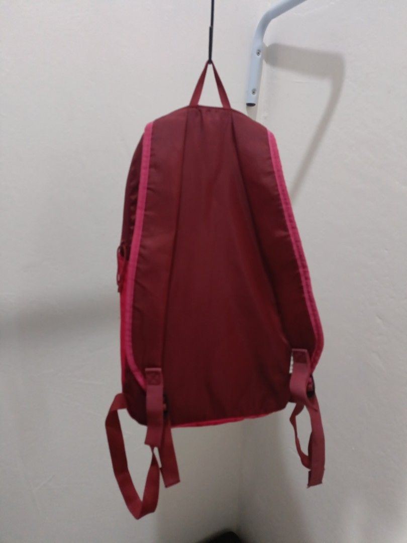 Backpack Quechua, Men's Fashion, Bags, Backpacks on Carousell