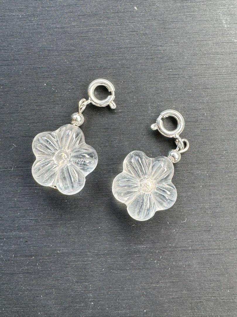 Flower Clear Quartz charm 13.5mm, Women's Fashion, Jewelry & Organisers ...