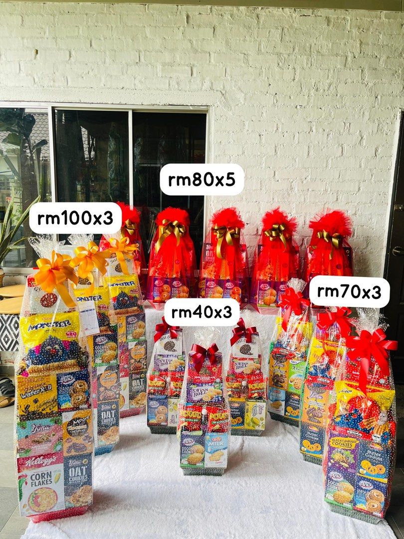 Hamper makanan dan minuman pelbagai harga, Food & Drinks, Gift Baskets ...