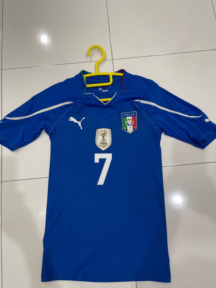 Italy 2010 World Cup Player Issue Jersey, Men's Fashion, Activewear on ...