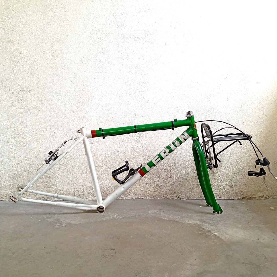 LERUN 26" MTB frameset, FREE front back brakeset +front pannier +bottle ...
