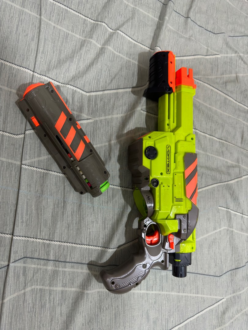 Nerf Lumitron, Hobbies & Toys, Toys & Games on Carousell