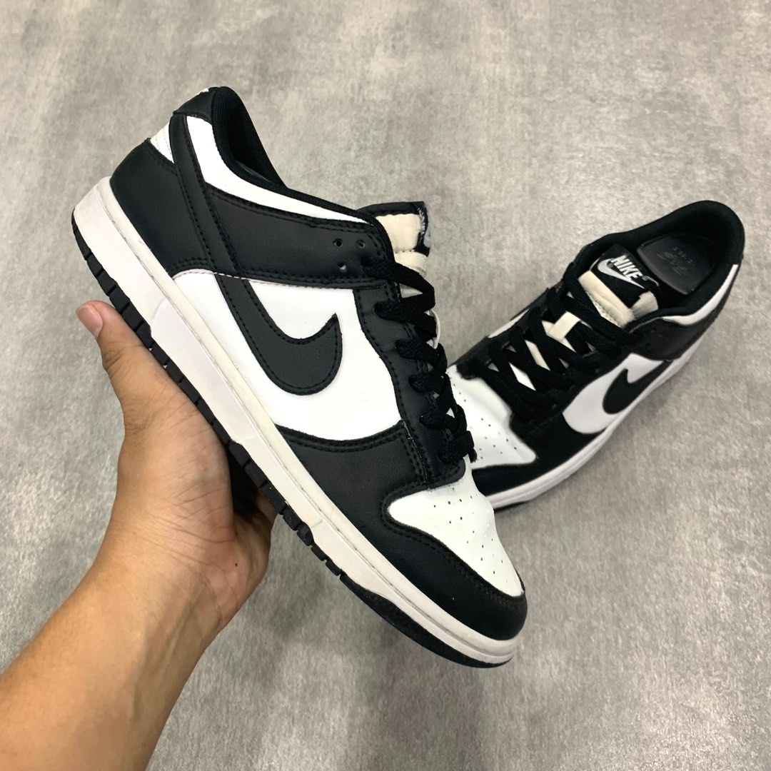 Nike SB Dunk Panda, Fesyen Pria, Sepatu , Sneakers di Carousell