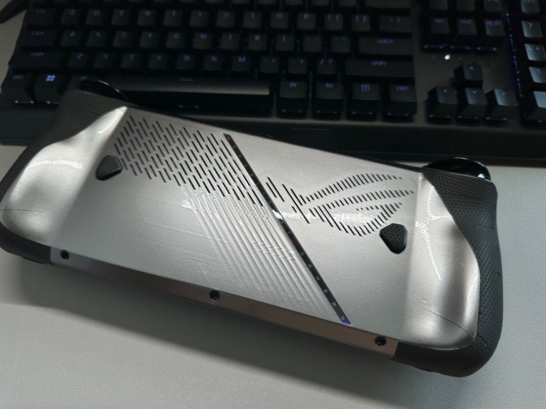 ROG Ally X Vinyl Wrap, Video Gaming, Gaming Accessories, Cases & Covers ...