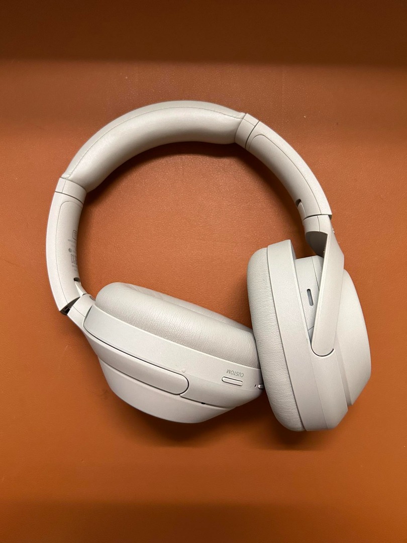 Sony WH-1000XM4 (Silver), Audio, Headphones & Headsets on Carousell