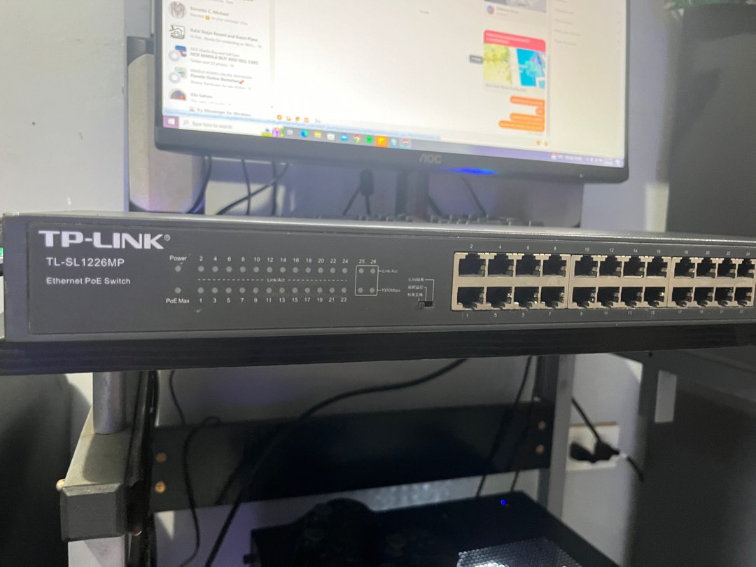 TP-LINK TL-SL1226MP 24-Port 10/100Mbps + 2-Port Gigabit Rackmount ...