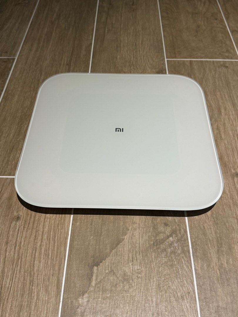 Xiaomi weight scale Mi Smart Scale, Health & Nutrition, Health Monitors ...