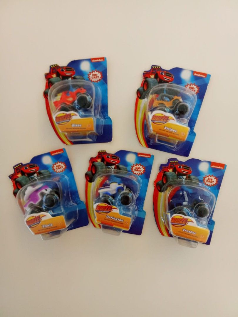 Zuru Toy mini brands 微縮迷你玩具 sponge bob, ninja turtle, rubix, X-shot ...