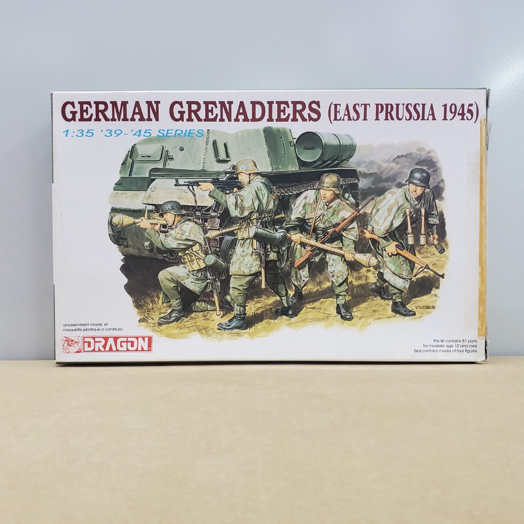 全新絕版 Dragon 威龍 6057 German Grenadiers (East Prussia 1945) 全新未砌，膠袋未開，齊件 ...