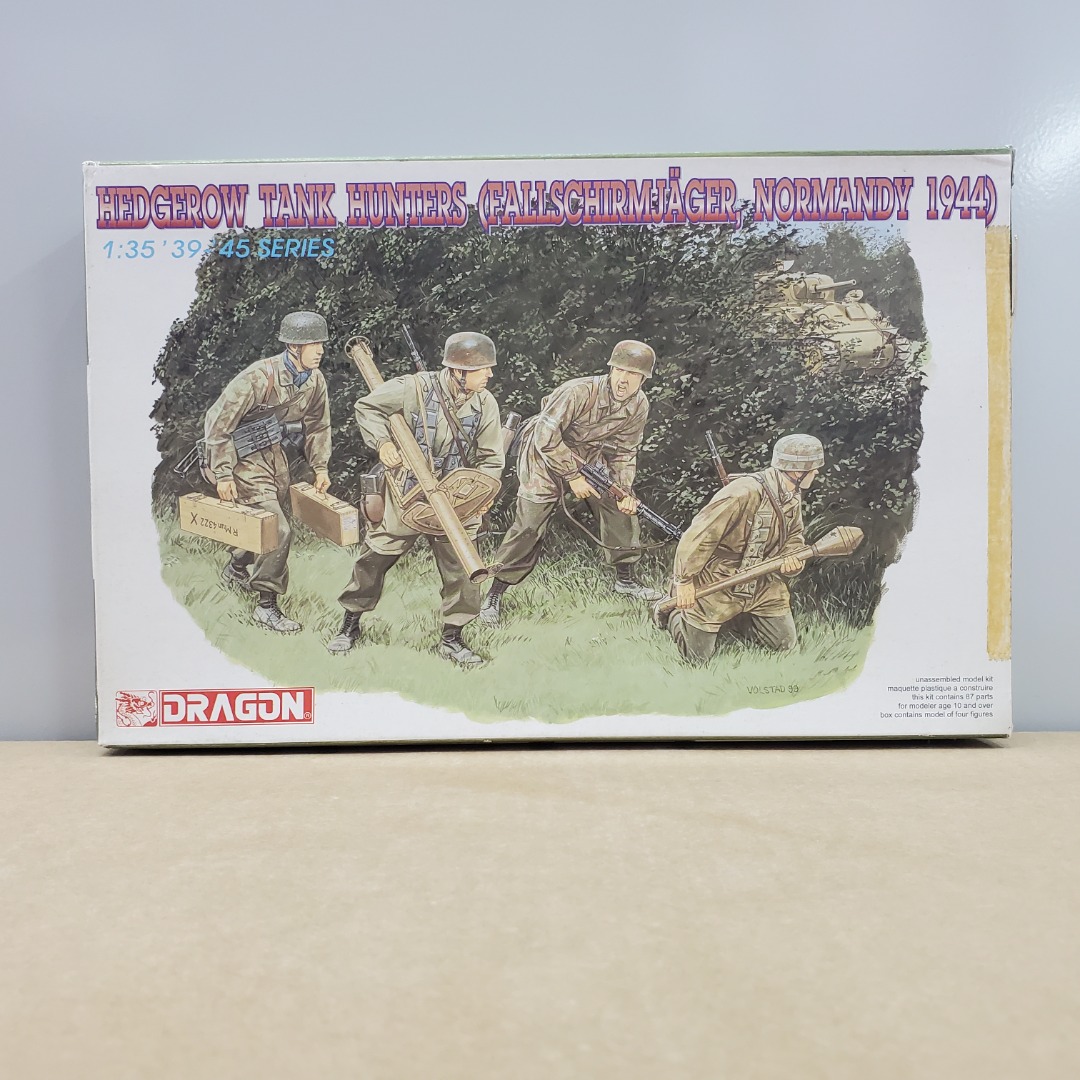 全新絕版 Dragon 威龍 6127 Hedgerow Tank Hunters (Fallschirmjäger, Normandy ...